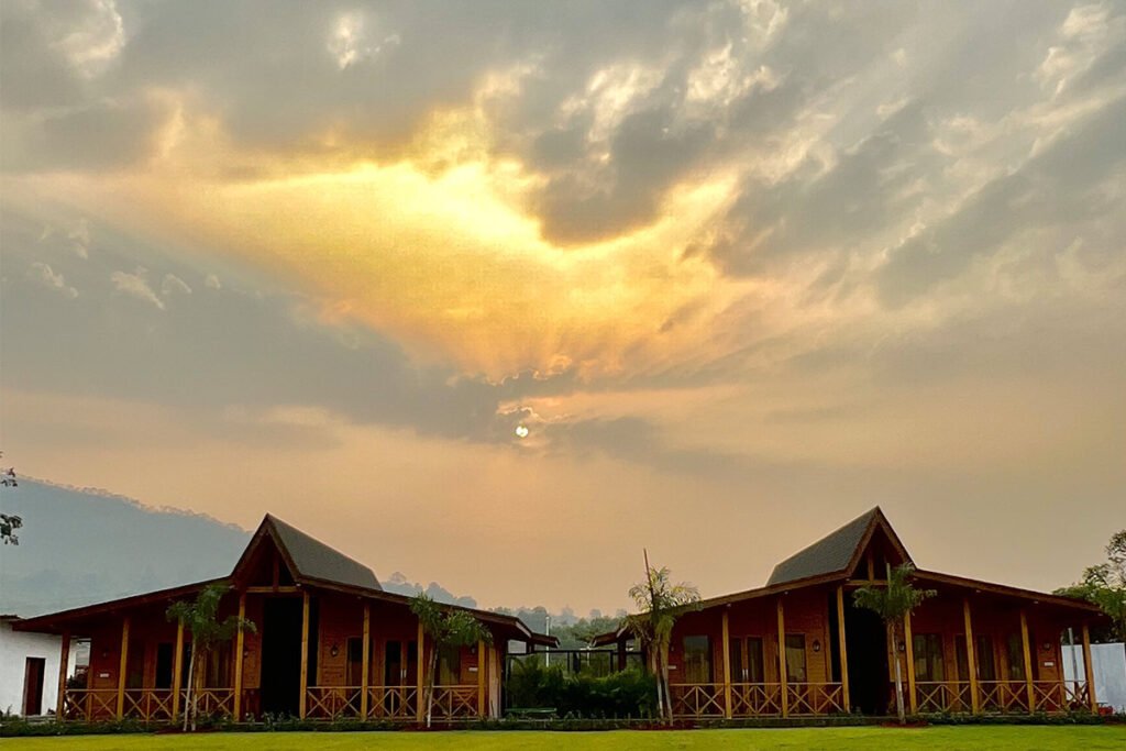 Lawns - villamentresorts